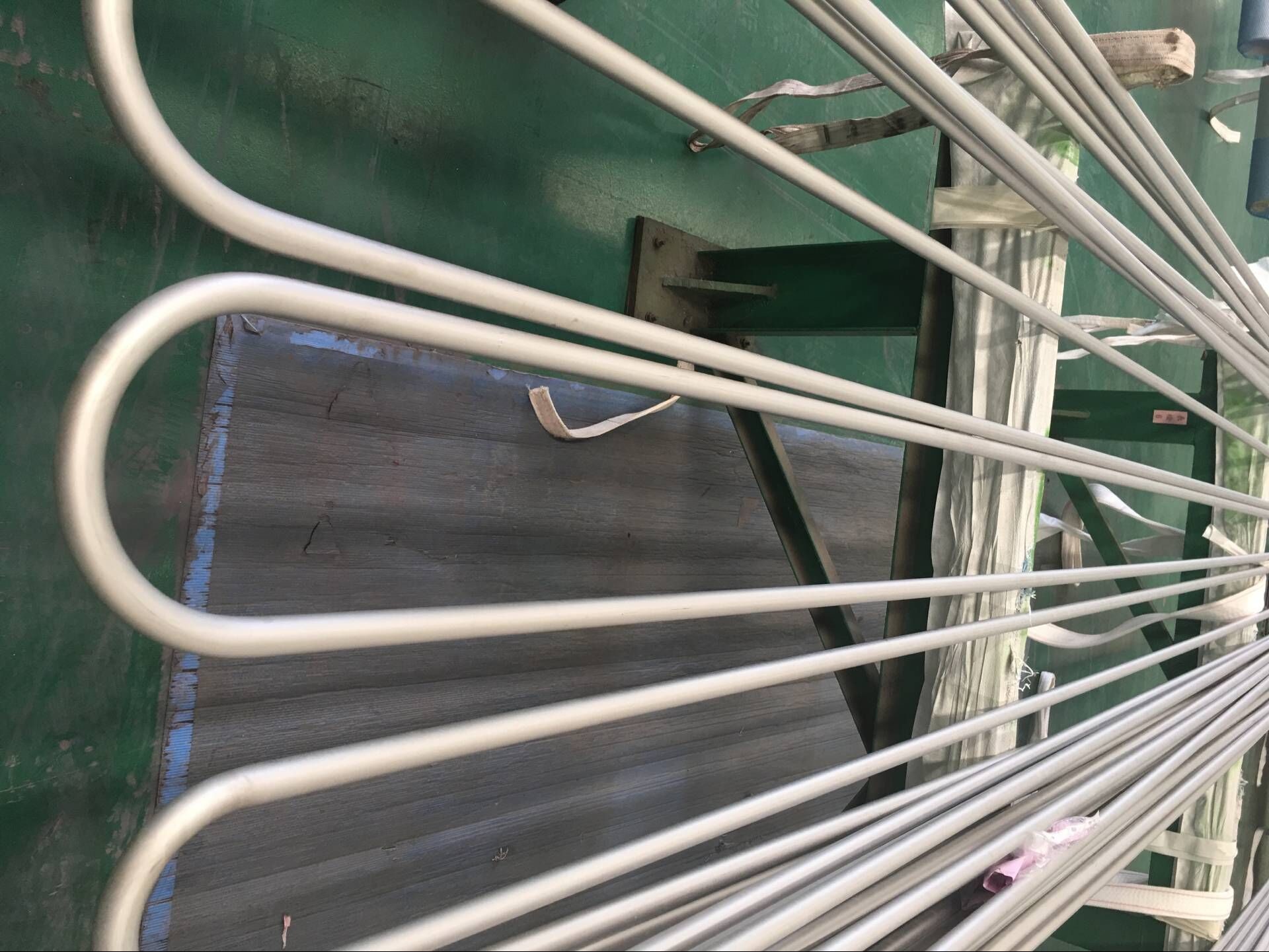 스테인레스 강 U밴드 강관 ASTM A268 TP405 / ASTM B677 904L